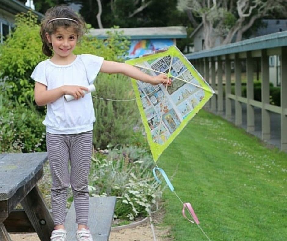 How to make a kite with kids | FSM Buddy