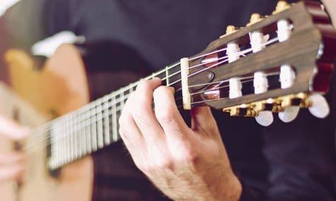 Online Guitar Classes | Best Guitar Learning Courses | FSM Buddy